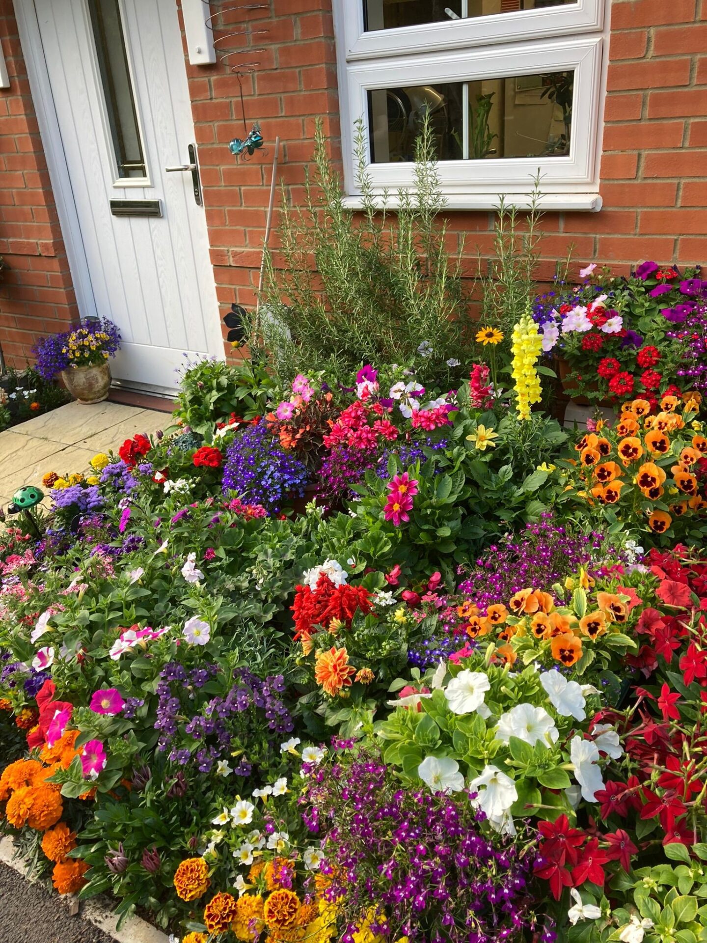 Buckingham in Bloom Contest 2025 - Buckingham Town Council