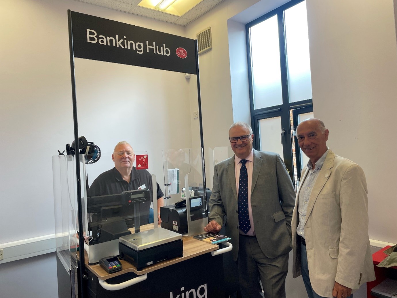 Buckingham temporary Banking Hub now open! - Buckingham Town Council