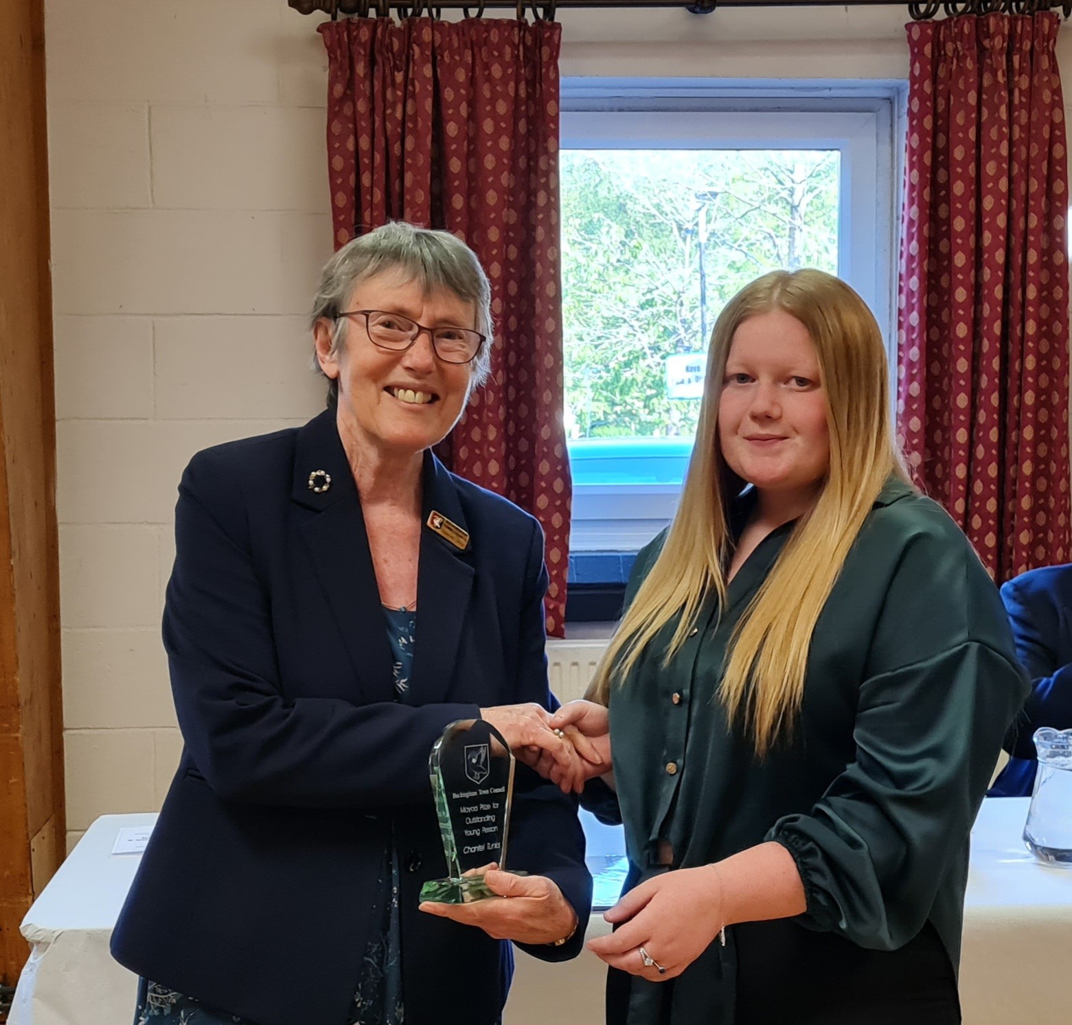 Mayor's prize for outstanding young person - Buckingham Town Council