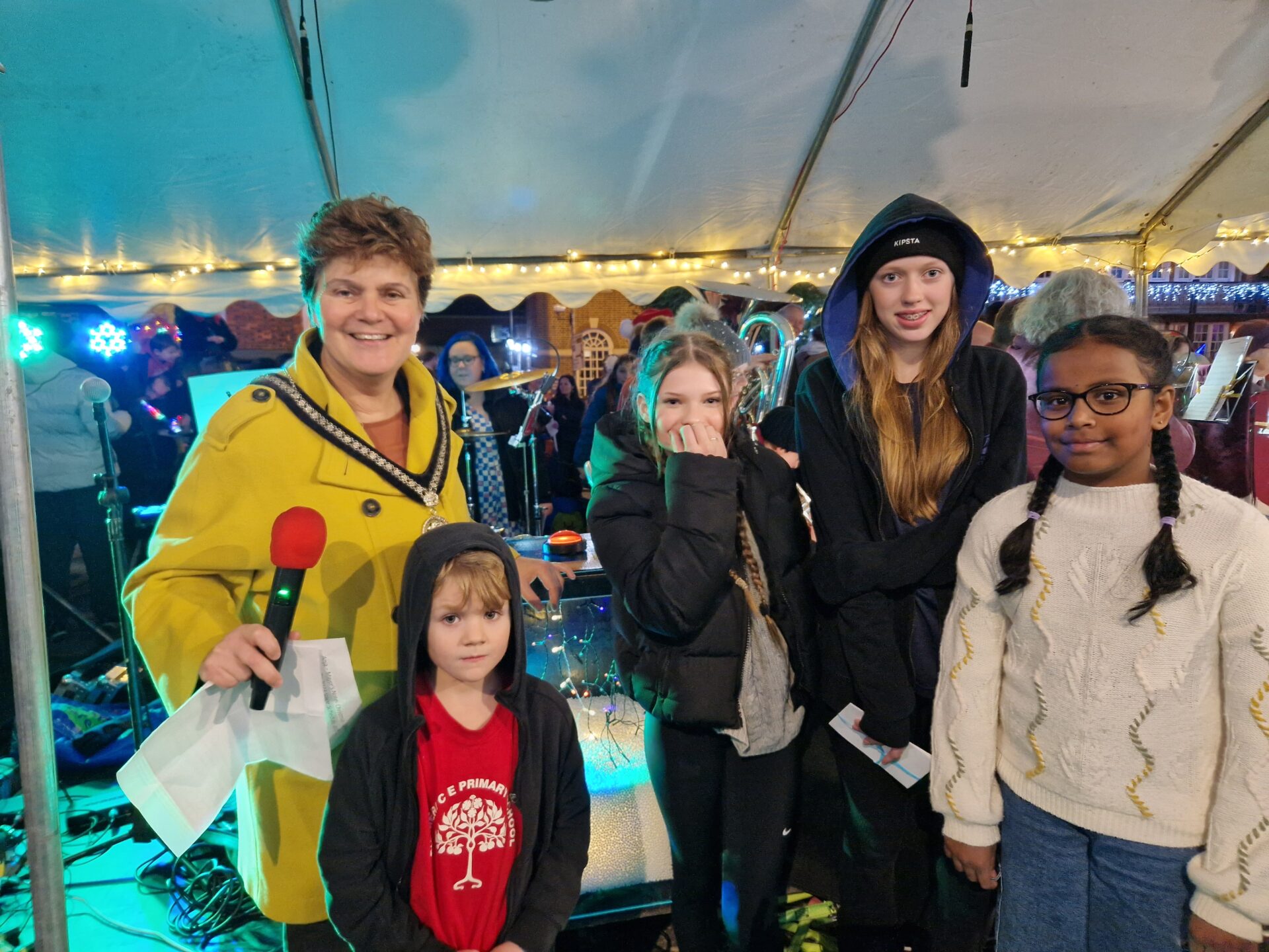 Mayor of Buckingham’s design contest creates amazing Charity Christmas ...